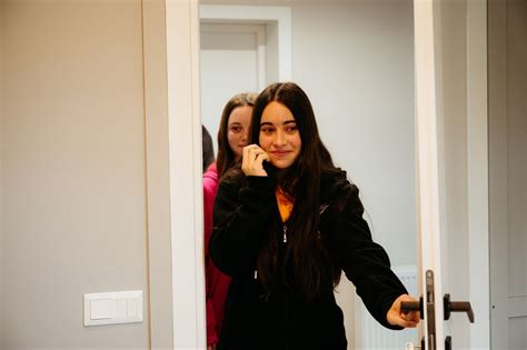 Visuri la cheie 6 noiembrie Cum arată camera fetelor din familia