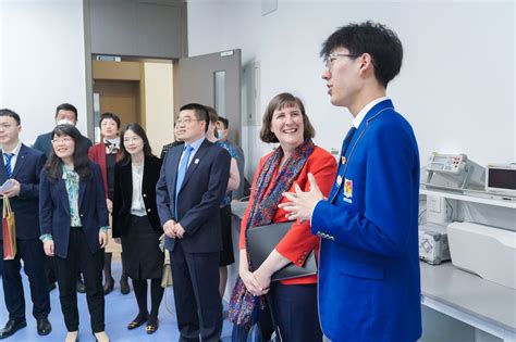 澳大利亚驻华大使馆公使衔参赞（教育与研究）温凯灵女士一行到校访问 西大国际处港澳台办