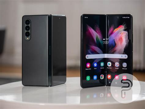 Samsung Galaxy Z Fold Vs Apple IPhone Pro Max