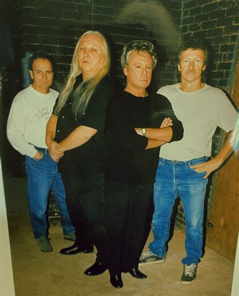 Pin By Tammy Quick On Eric Carmen And The Raspberries Eric Carmen Raspberry