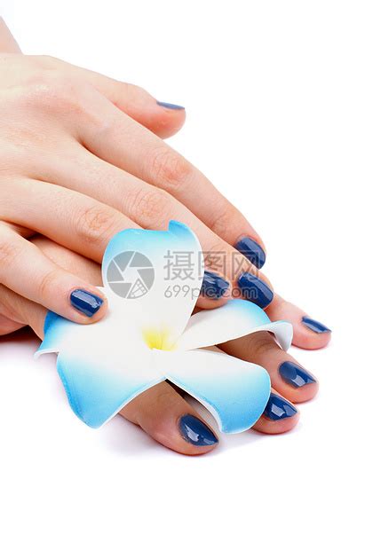蓝色修甲卫生搪瓷人类指甲油指甲理念女性肉色手指化妆品高清图片下载 正版图片321961218 摄图网