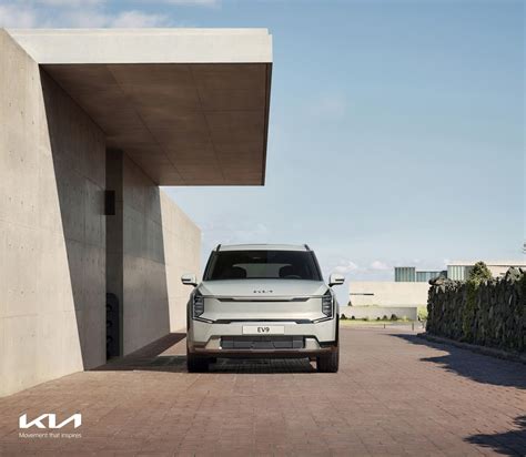 7 座纯电 Suv 起亚 Ev9 官图公布：保留部分实体按键，采用 800v 架构手机新浪网