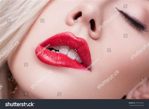 Big Sexy Lips Mouth Open White Teeth Bit Her Lower Lip Seductive