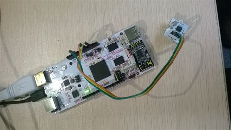 use adc to read light intensity on pcduino with java linksprite