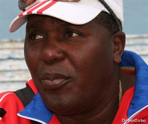 Fallece El Destacado Entrenador Cubano De Atletismo Eladio Hernández