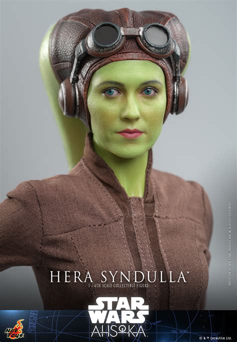 Star Wars Ahsoka Hera Syndulla Figure By Hot Toys The Toyark News