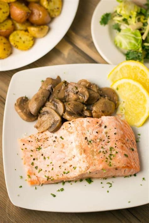 Oven Steamed Salmon With Mushrooms Salu Salo Recipes