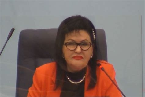 Svi se pitaju da li je bila pijana Današnja sjednica Narodne skupštine RS ostaće zapamćena po