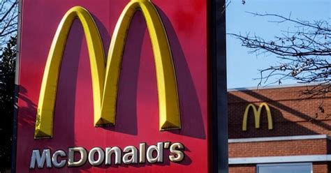 McDonald S Franchise Settles Sex Harassment Claims For Mln Reuters