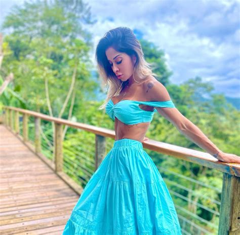 Maíra Cardi Volta As Redes Sociais Quando A Gente Tá Na Merda Todos