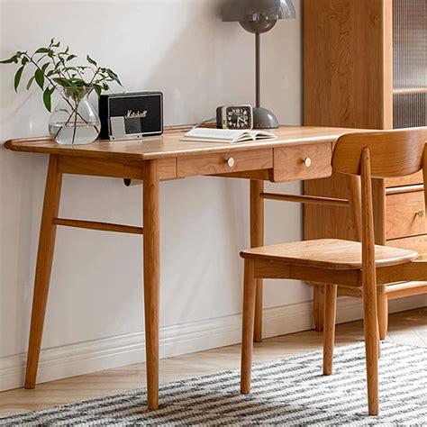 Simple Wood Computer Desk