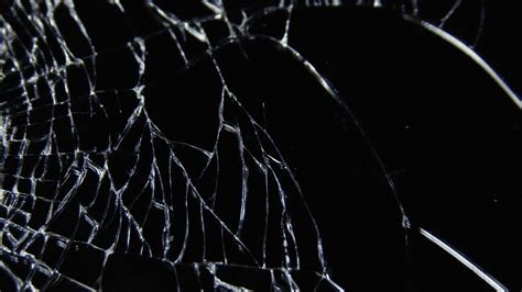 Broken Screen Wallpaper 4k Cracked Screen Wallpaper Kolpaper Awesome