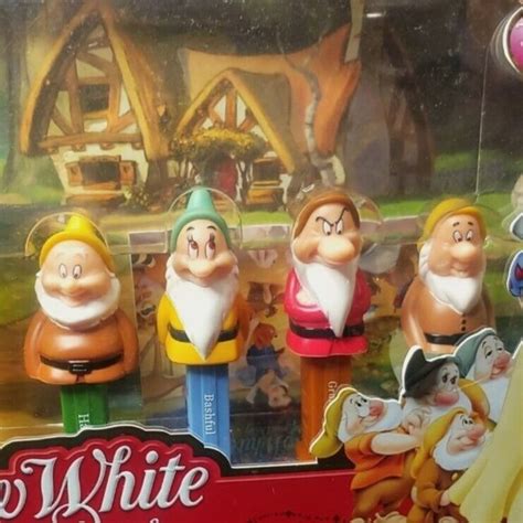 Pez Candy Other Pez Disney Snow White And The Seven Dwarfs