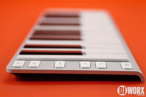 Review Cme Xkey Portable Midi Keyboard Djworx
