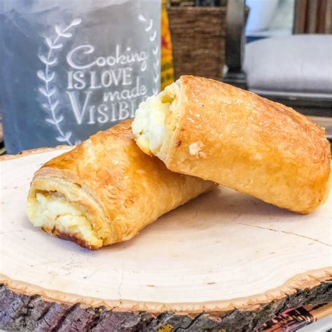 Papillon International Bakery
