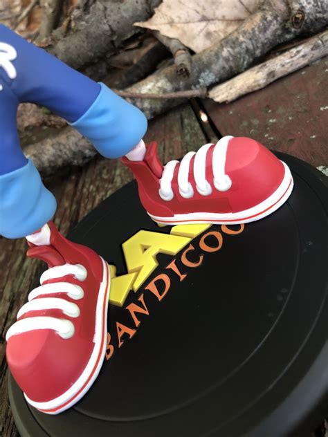 F4f Exclusive Crash Bandicoot Pvc Statue Review And Photos Gamer Toy News