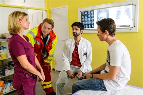 Bettys Diagnose Schein Und Sein S04E02 TV Wunschliste
