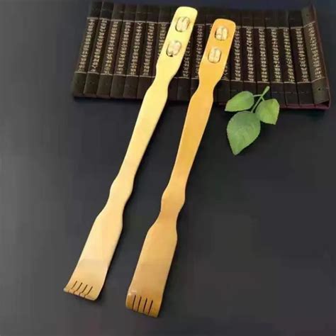 Natural Bamboo Back Scratcher Wooden Self Scratching Rolling Massage