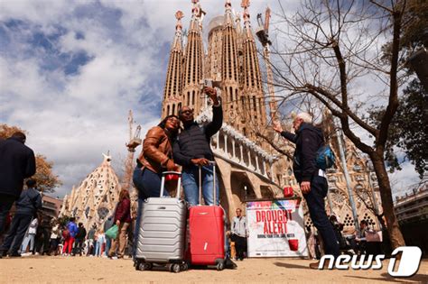 포토 스페인 사그라다 파밀리아 144년 만에 완공된다 뉴스1