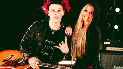 Watch Yungblud And Avril Lavigne Perform Im With You Kerrang