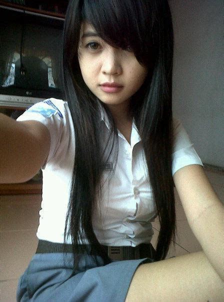 Cerita Dewasa Nafsu Birahi Cewek Smu Karena Obat Perangsang