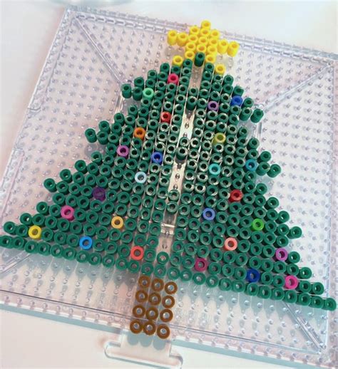 Christmas Perler Beads 75 Free Patterns Diy Candy