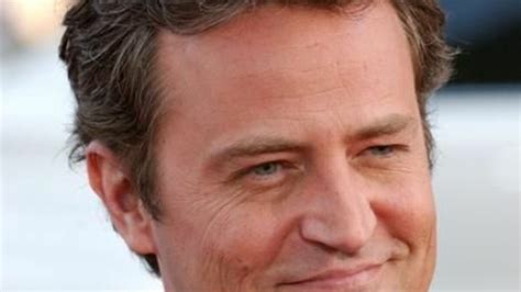 Matthew Perry Sa Nouvelle Série Mr Sunshine Débarque En France
