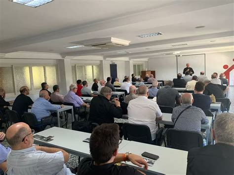 Diócesis de Albacete on Twitter Conferencia de Mons Munilla obispo de Orihuela Alicante para