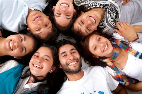 Amigos verdaderos qué significa amigo y cuántos crees tener