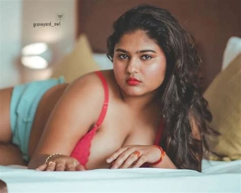 Megha Das Ghosh Showing Boobs Like Rgirlsup
