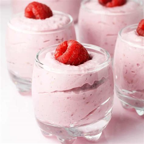 Raspberry Cheesecake Mousse Easy No Bake Recipe