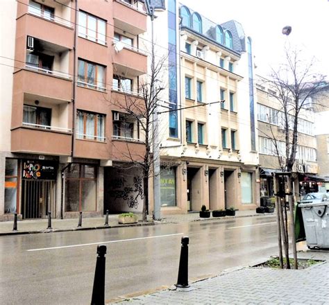 София Магазин на оживено място в Центъра ул Раковски Екзарх Йосиф