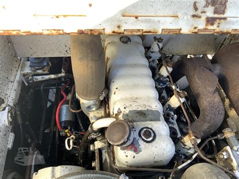 1982 Bobcat 825 Auction Results In Edson Kansas