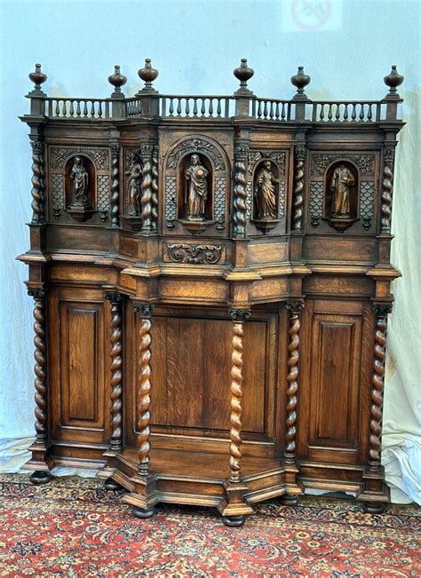 Proantic Richly Carved Credenza From The 17th Gênes Century Italy