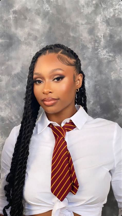 Pin By ⠀ On ⭒ ˚ ༘ It Girls Natural Hair Bun Styles Cute Box Braids