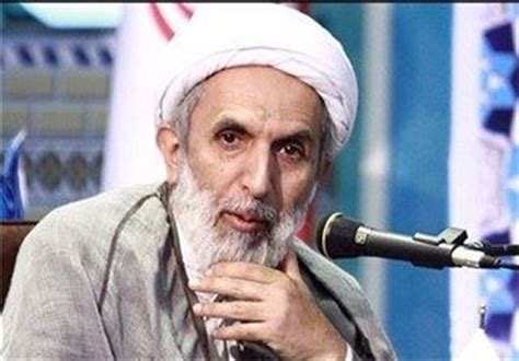 غربی ها طرفداران اسلام آمریکایی در ایران را میانه رو می خوانندکسی که