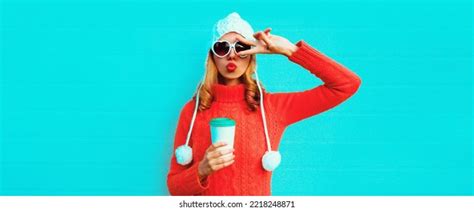 684 Pom Pom 컵 스톡 사진 이미지 및 사진 Shutterstock