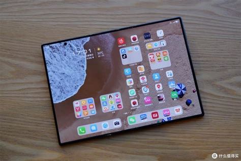 华为mate Xt三折叠屏手机凉了？为啥“销声匿迹”？评论区道出真相 其他智能手机 什么值得买