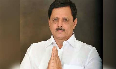 ആറ് കോടി കണ്ടെത്തിയതിന് പിന്നാലെ കെഎസ്ഡിഎൽ ചെയർമാൻ സ്ഥാനം രാജിവെച്ച്