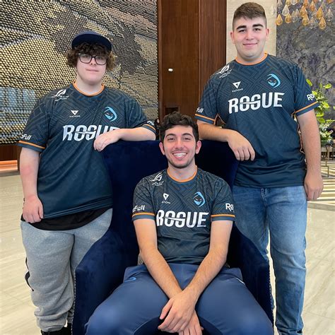 🏆 Rogue 🏆 On Twitter Our Rl Team Has Arrived For The Gamers8gg Tournament This Weekend We