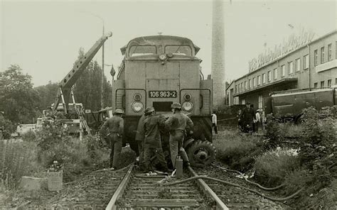 Zur Falschen Zeit Am Falschen Ort Foto And Bild Eisenbahn Motive