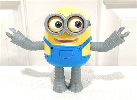 Despicable Me Robot Minion Bob Deluxe 6 Figure W Extending Legs Thinkway Rare 4596866490