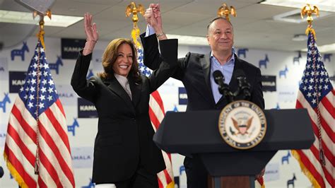 Kamala Harris Thanks Biden For Endorsement During Call To Campaign Hq