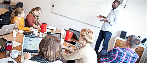 Om FIKS - FIKS - Forskning, innovasjon og kompetanseutvikling i skolen