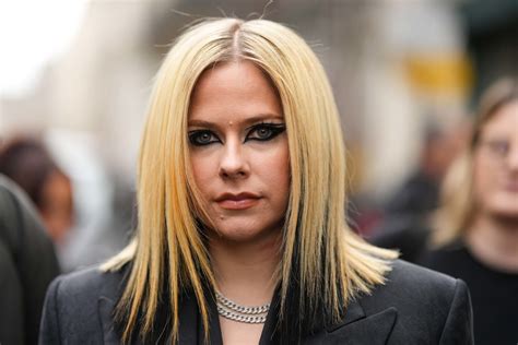 Avril Lavigne Reveals The Random Snack She Craved Before Paris