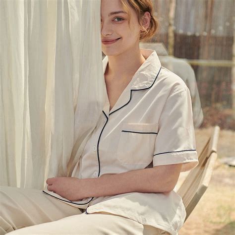 W 컴포트 스트라이프 라인 반팔 긴바지 잠옷 세트 3colors 감도 깊은 취향 셀렉트샵 29cm