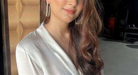 Disha Parmar Age Height Bio Wiki Affairs Facts And More