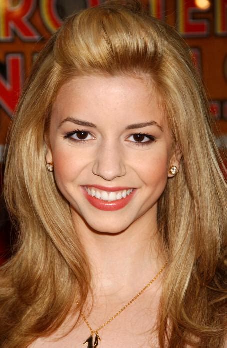 Masiela Lusha Photo Gallery Famousfix