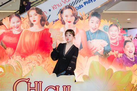 Minh Hằng Ngọc Trinh đọ Nhan Sắc Nóng Bỏng