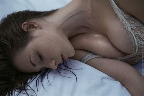 Sleeping Beauty Porn Pic Eporner